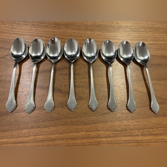 Oneida | Dining | 8 Soup Spoons Summer Mistautumn Glow Oneida Rogers ...